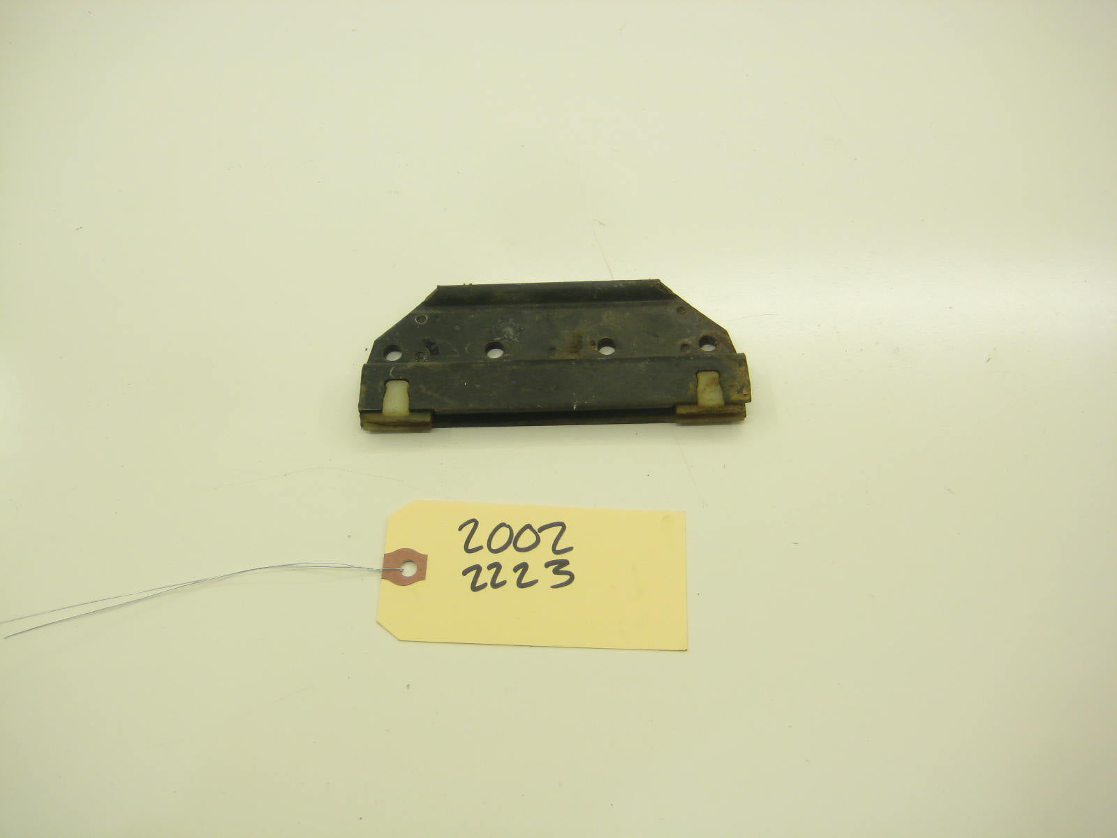 Window Clamp - Classic Daily