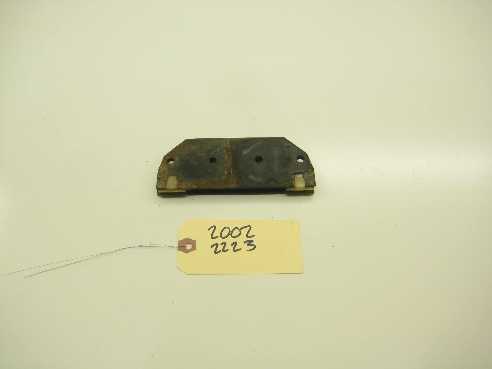 Window Clamp - Classic Daily