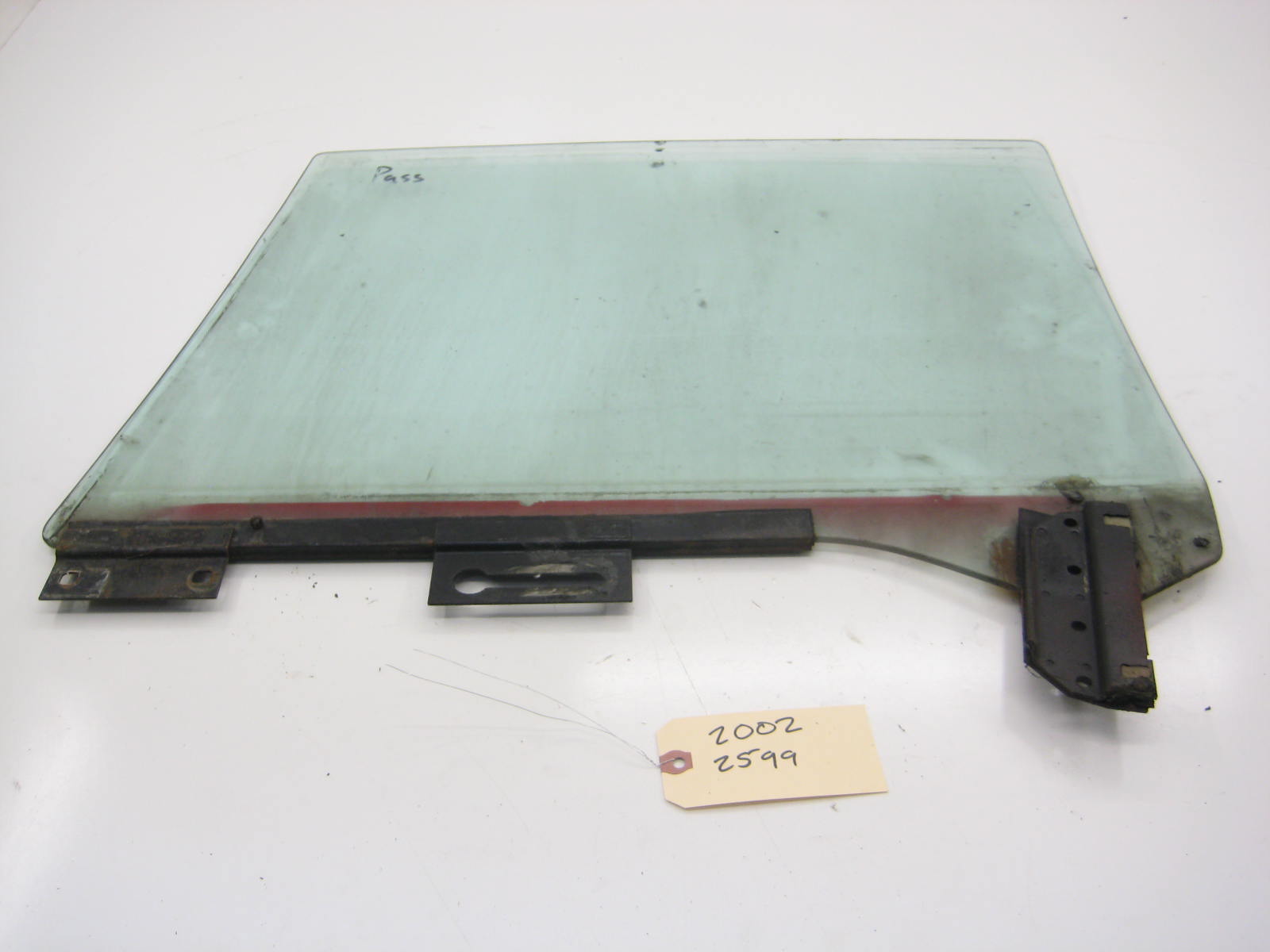 Passenger Right Side Glass - Classic Daily