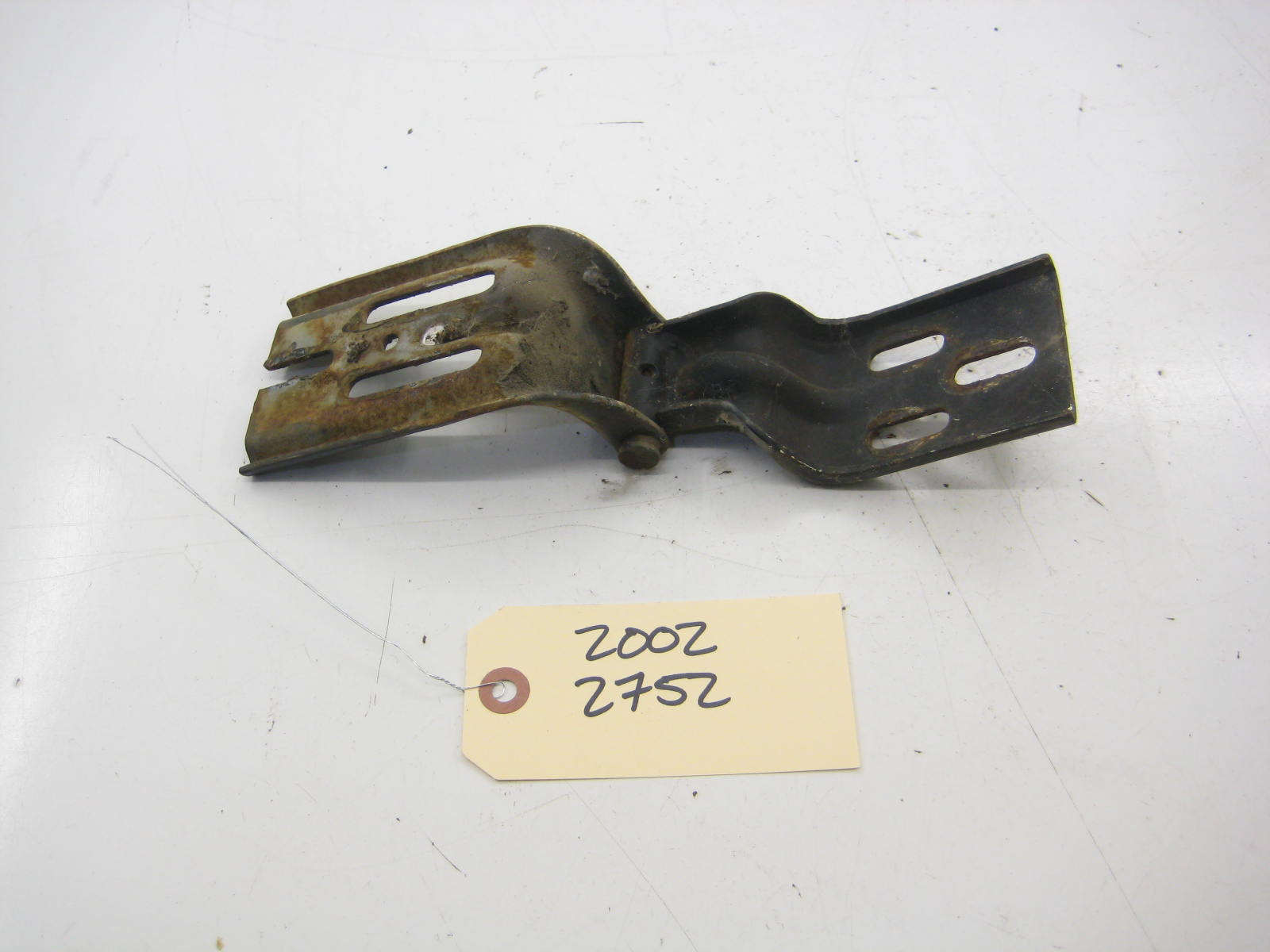 Hood Hinge - Classic Daily