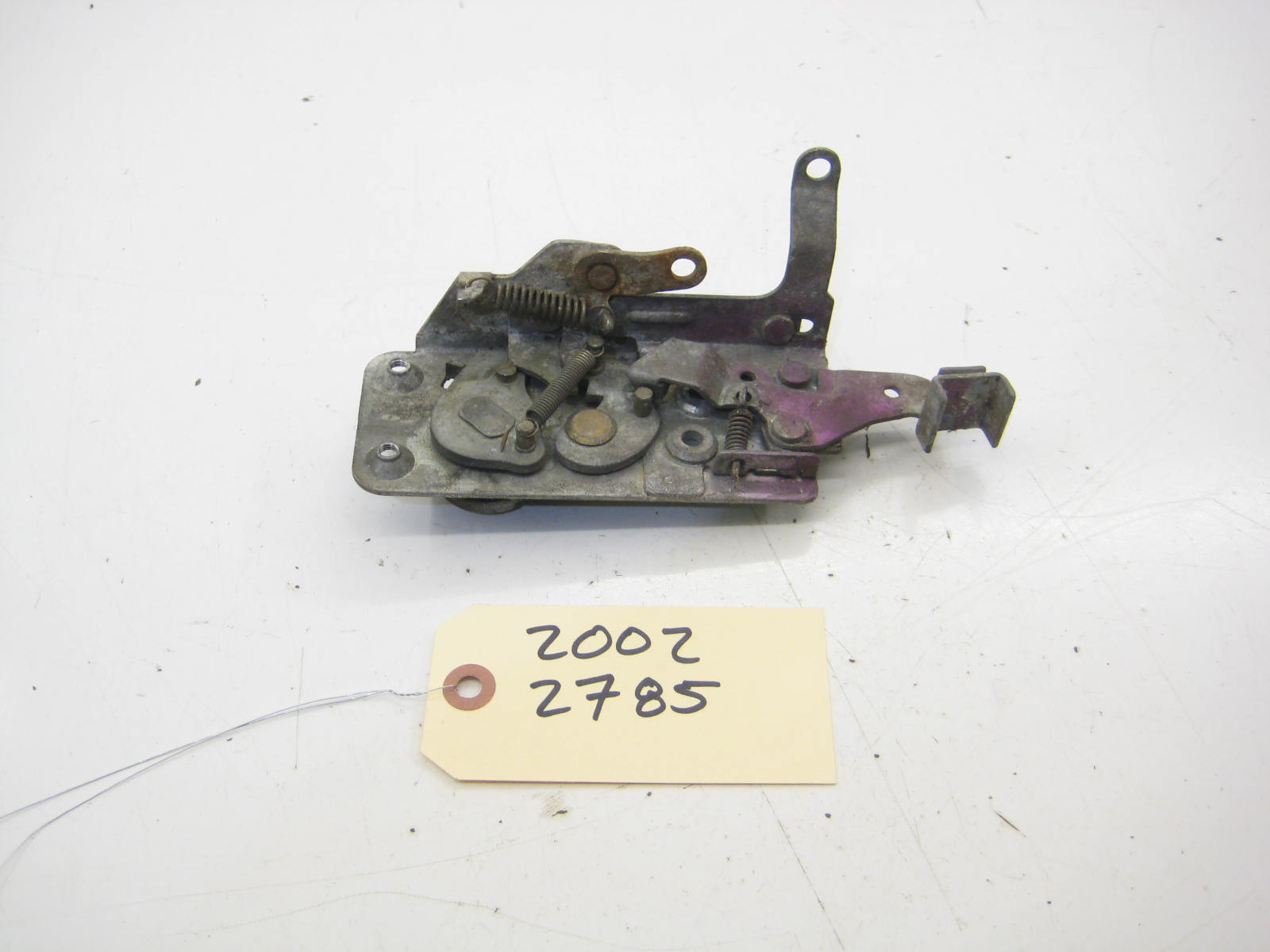 Drivers Left Door Lock Latch Mechanism Assembly - Classic Daily