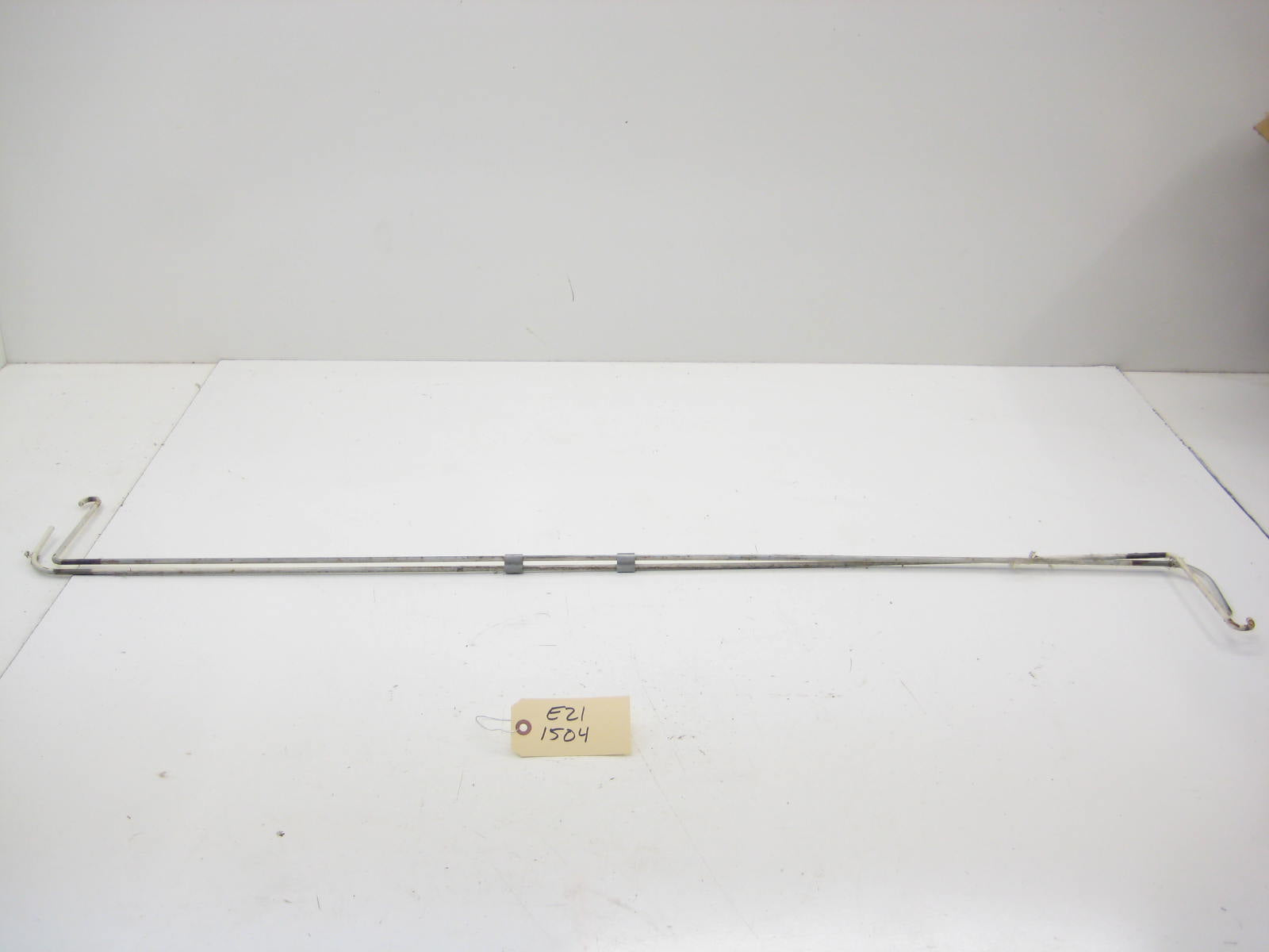 Trunk Tension Rods - Classic Daily