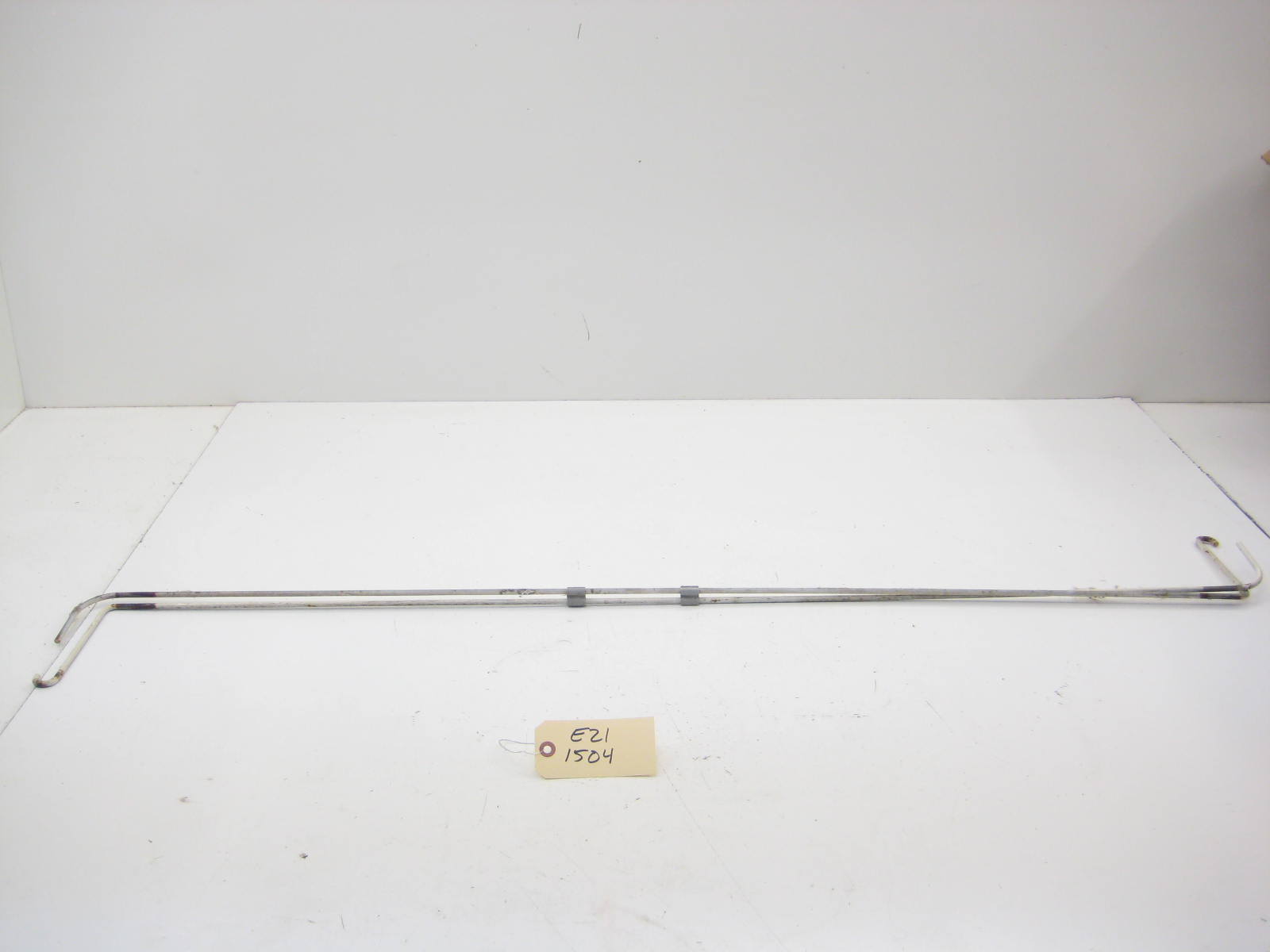 Trunk Tension Rods - Classic Daily