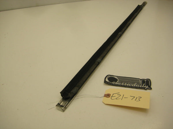 Overhead Grab Handle - Classic Daily