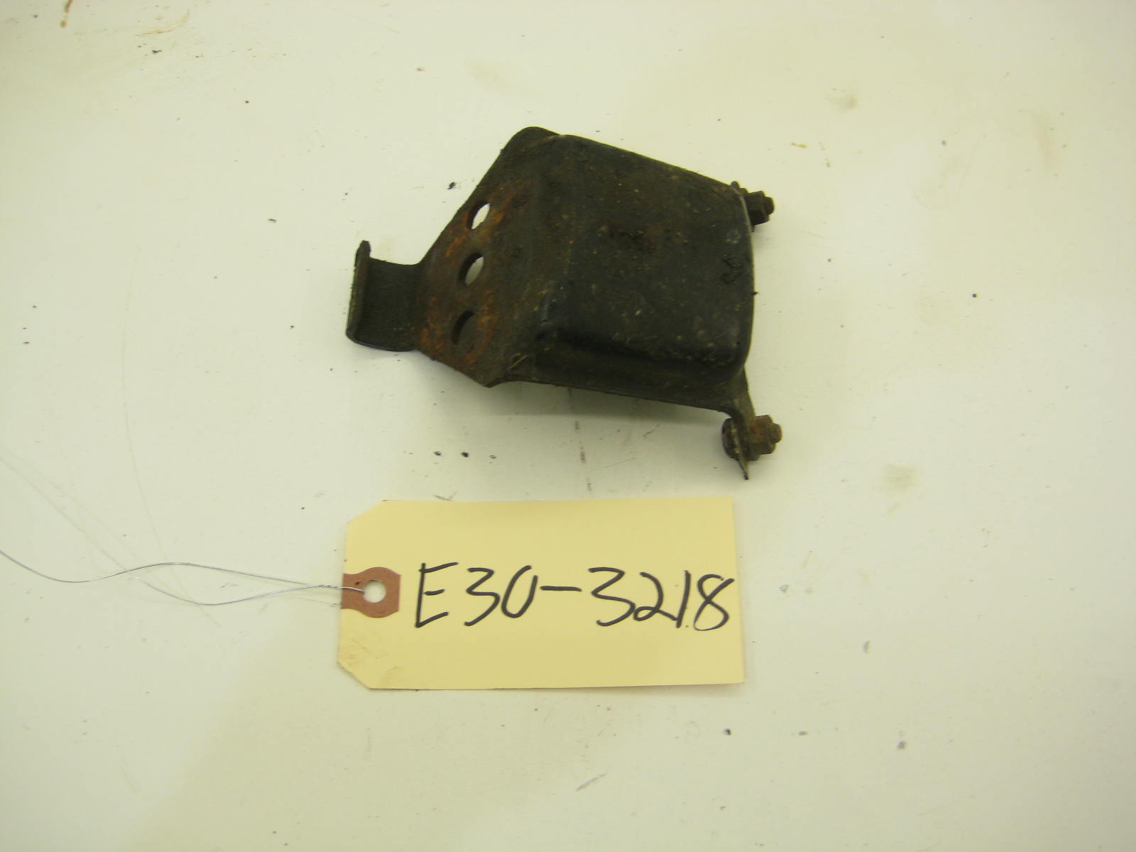 M20 Engine Mount Support - Classic Daily