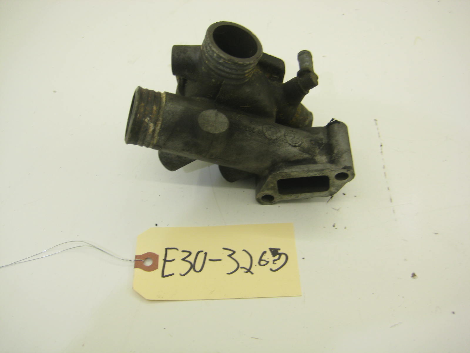 M20 Thermostat Housing - Classic Daily