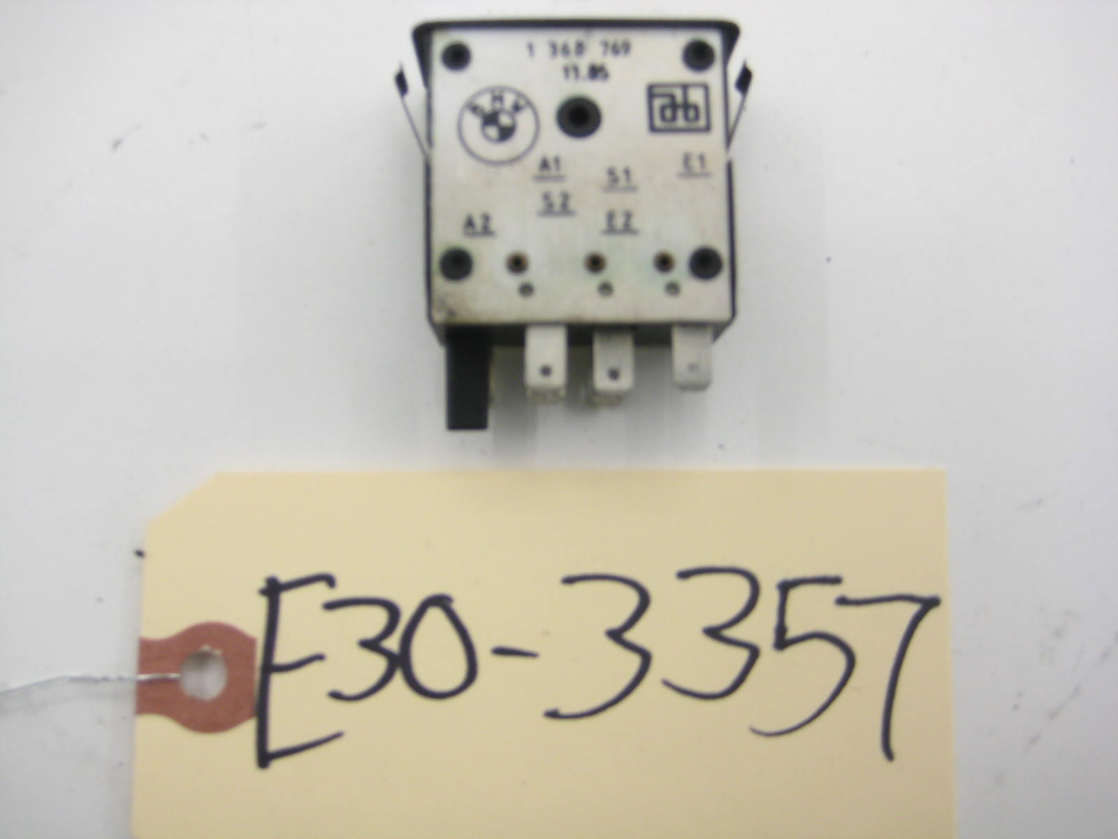 Radio Faded Switch - Classic Daily