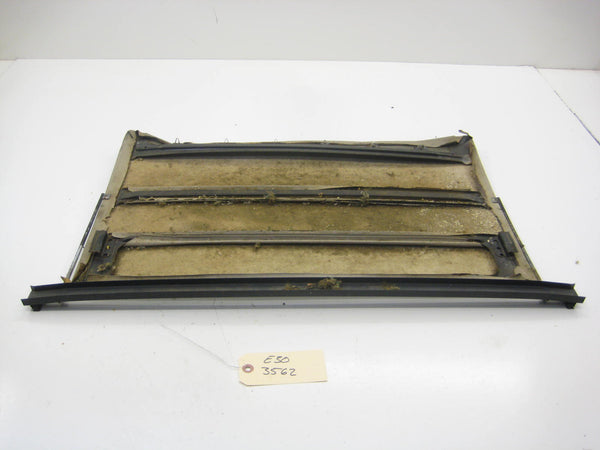 Sunroof Shade - Classic Daily