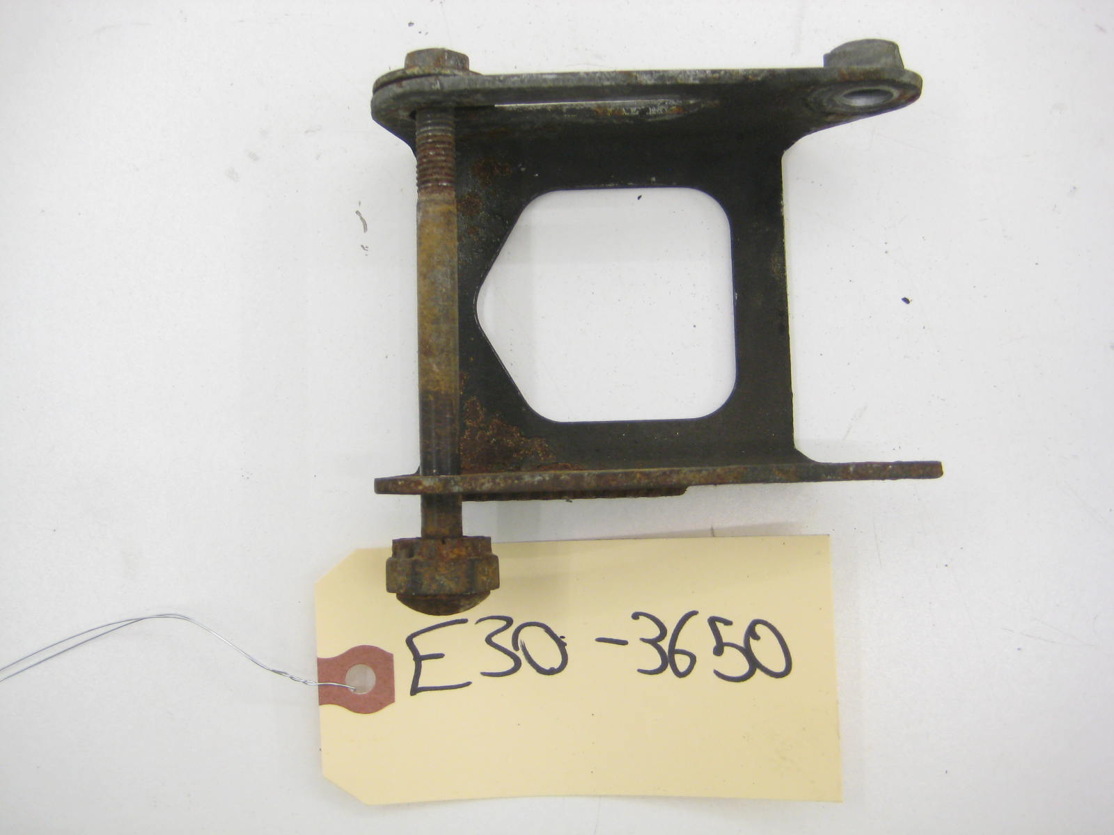 M42 Upper Alternator Bracket - Classic Daily