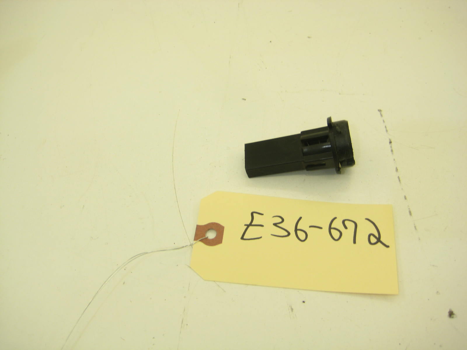 Tail Light Bulb Socket - Classic Daily
