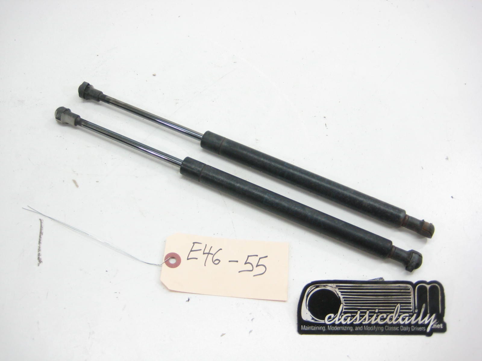 Convertible Trunk Struts (Pair) - Classic Daily