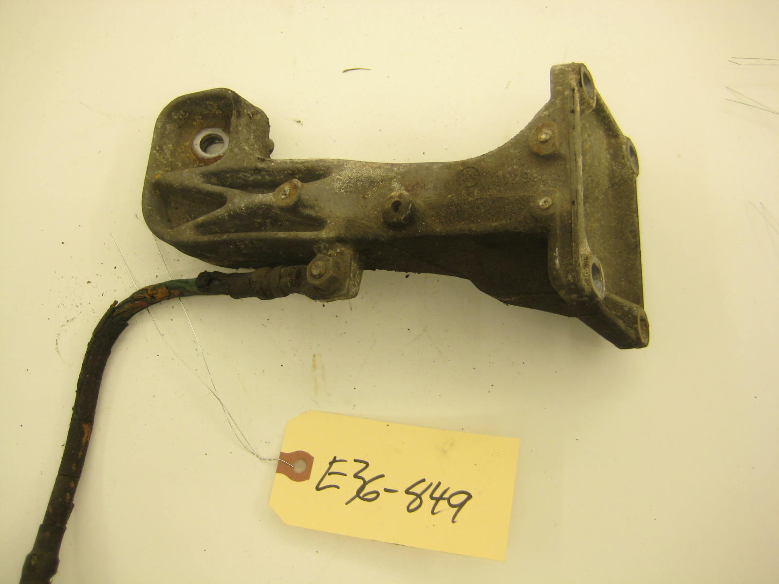 M50 Passenger Side Engine Mount - Classic Daily